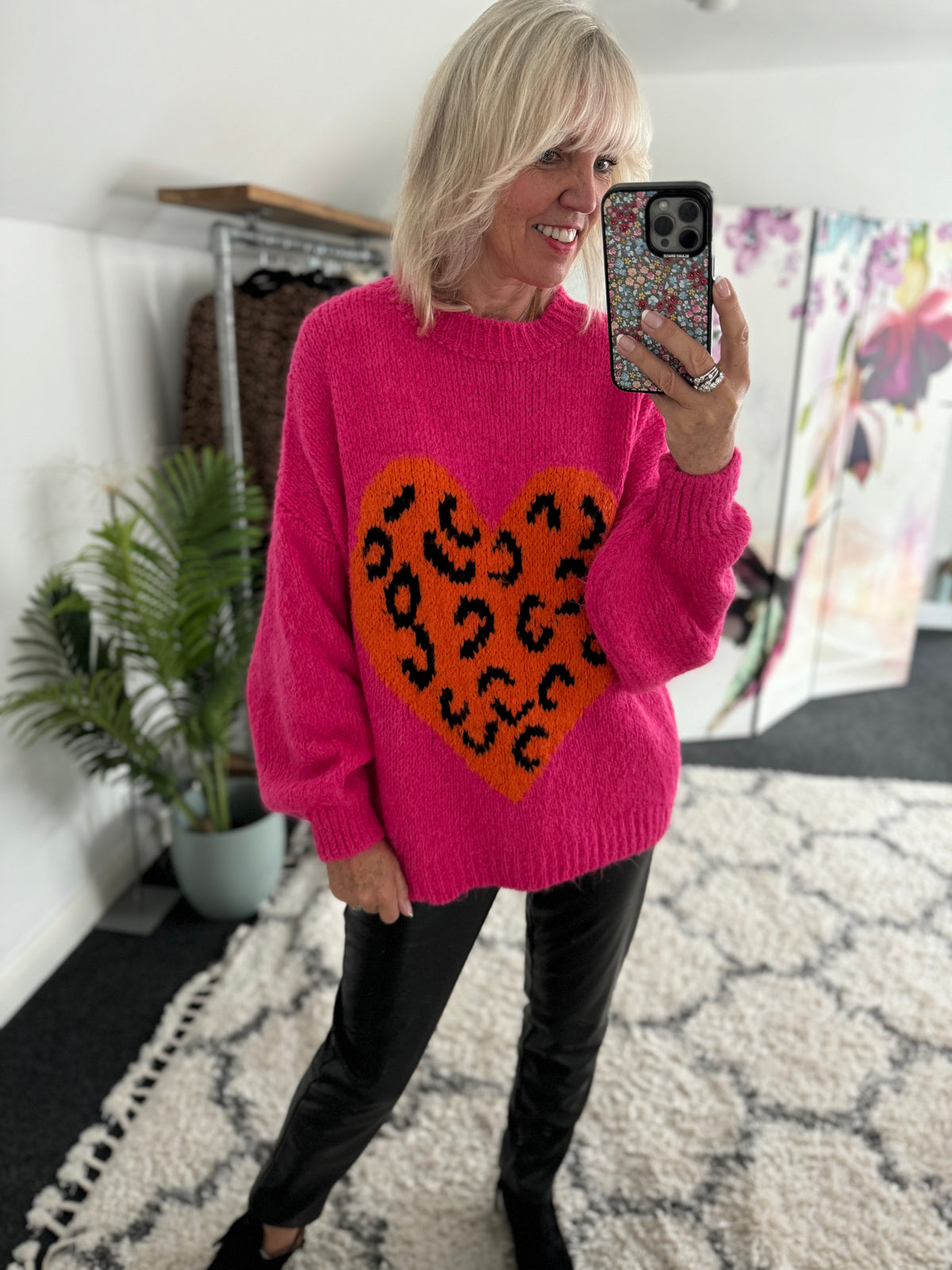 Cosy Heart Jumper in Pink | The Meek Boutique